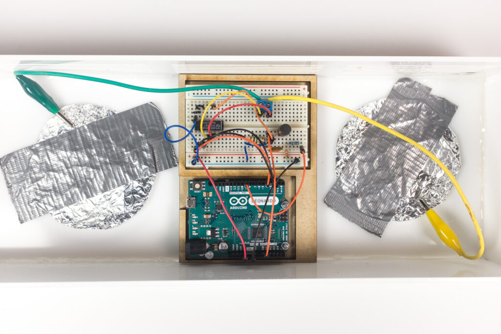 Pour Reception turns water into radio controls | Arduino Blog
