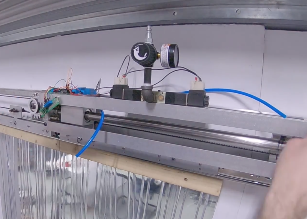 Automate a rubber strip door with Arduino | Arduino Blog