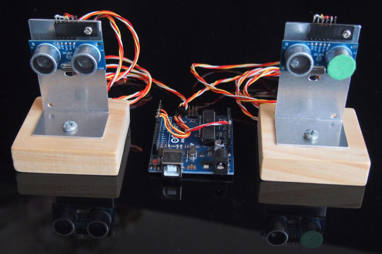 Dual ultrasonic sensors combine for 2D echolocation | Arduino Blog