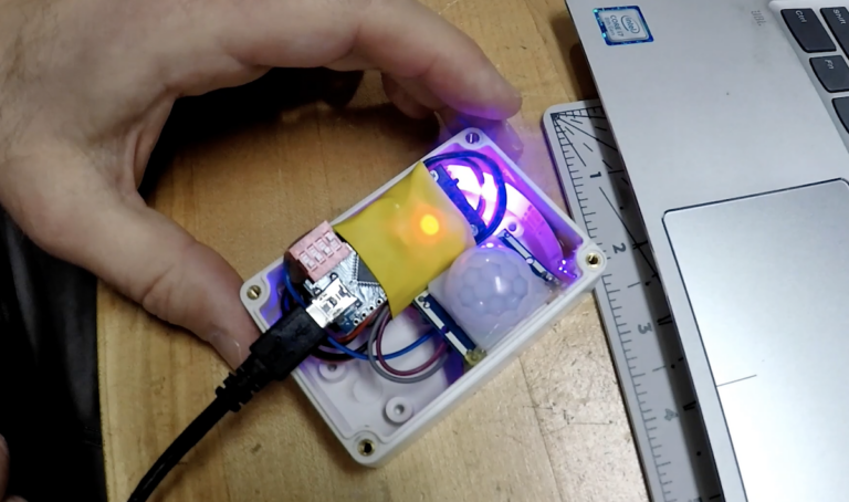 Small-scale Nano setup with pullup inputs and CR2032 batteries ...