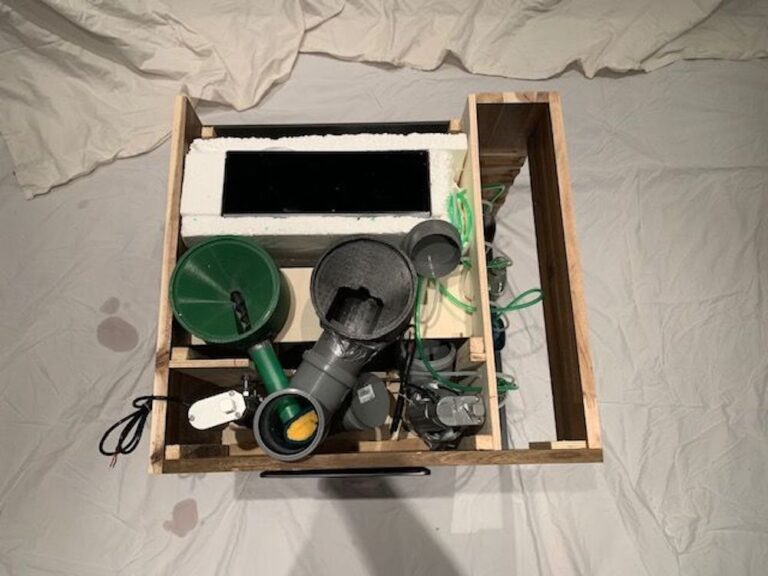 This drink machine pours, slices, and dispenses mint! | Arduino Blog