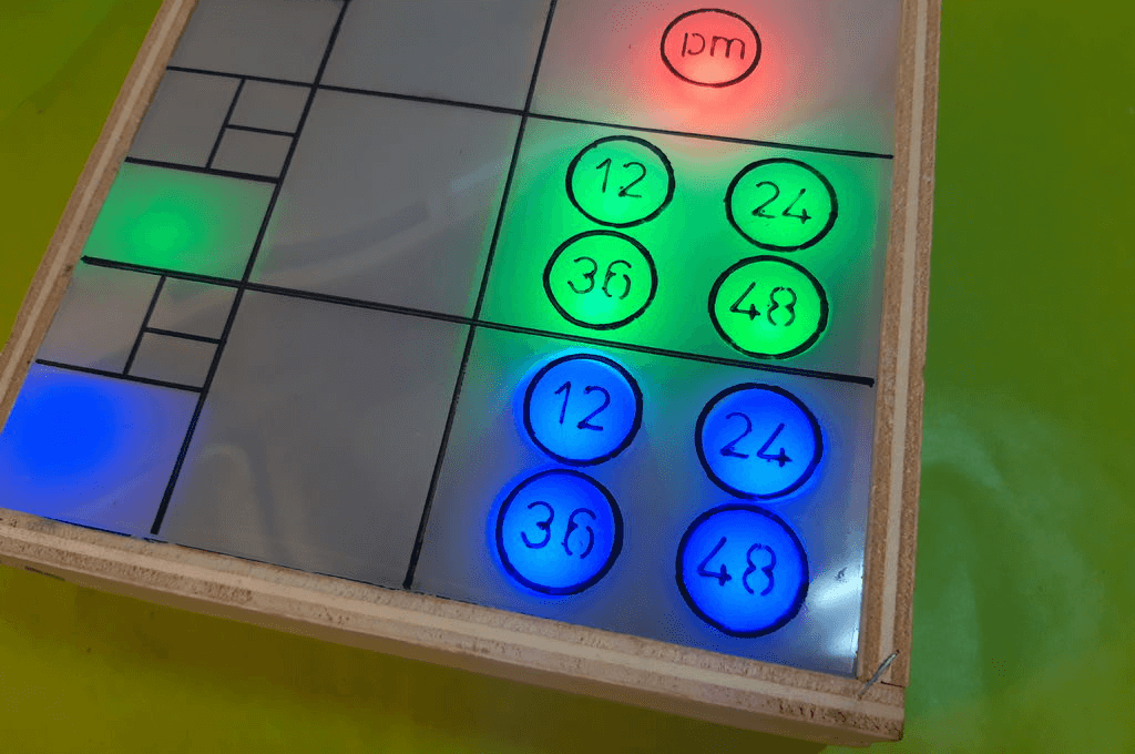 A fun Fibonacci clock for math fans | Arduino Blog