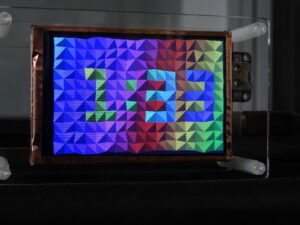 Simulating a flip clock on an Arduino-driven LCD screen | Arduino Blog
