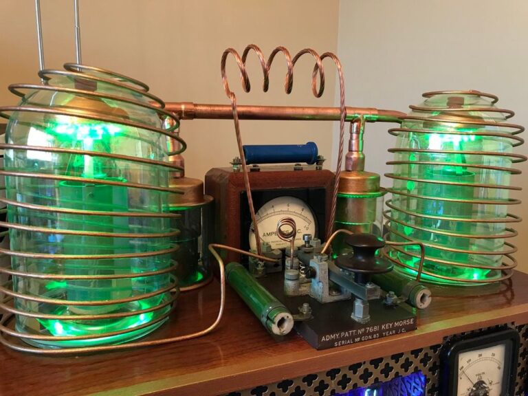 Steampunk radio and clock display with dual Arduino Mega control ...