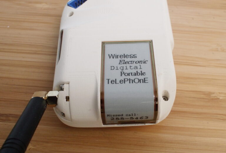 This retro-looking rotary cellphone is free of modern-day distractions ...