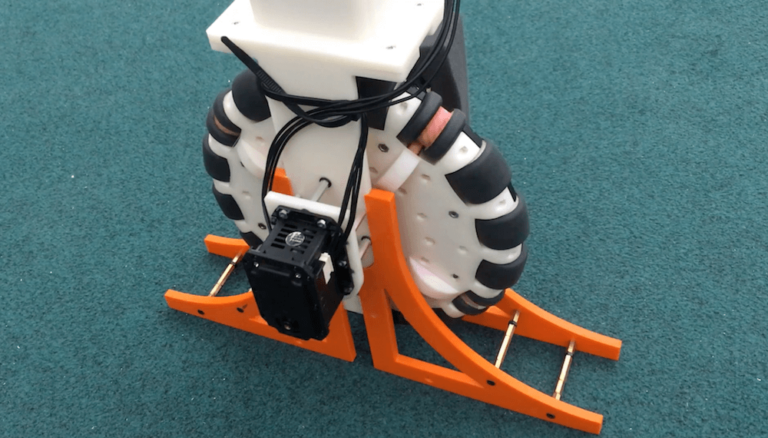 Omni Wheel Robot | PlanetArduino