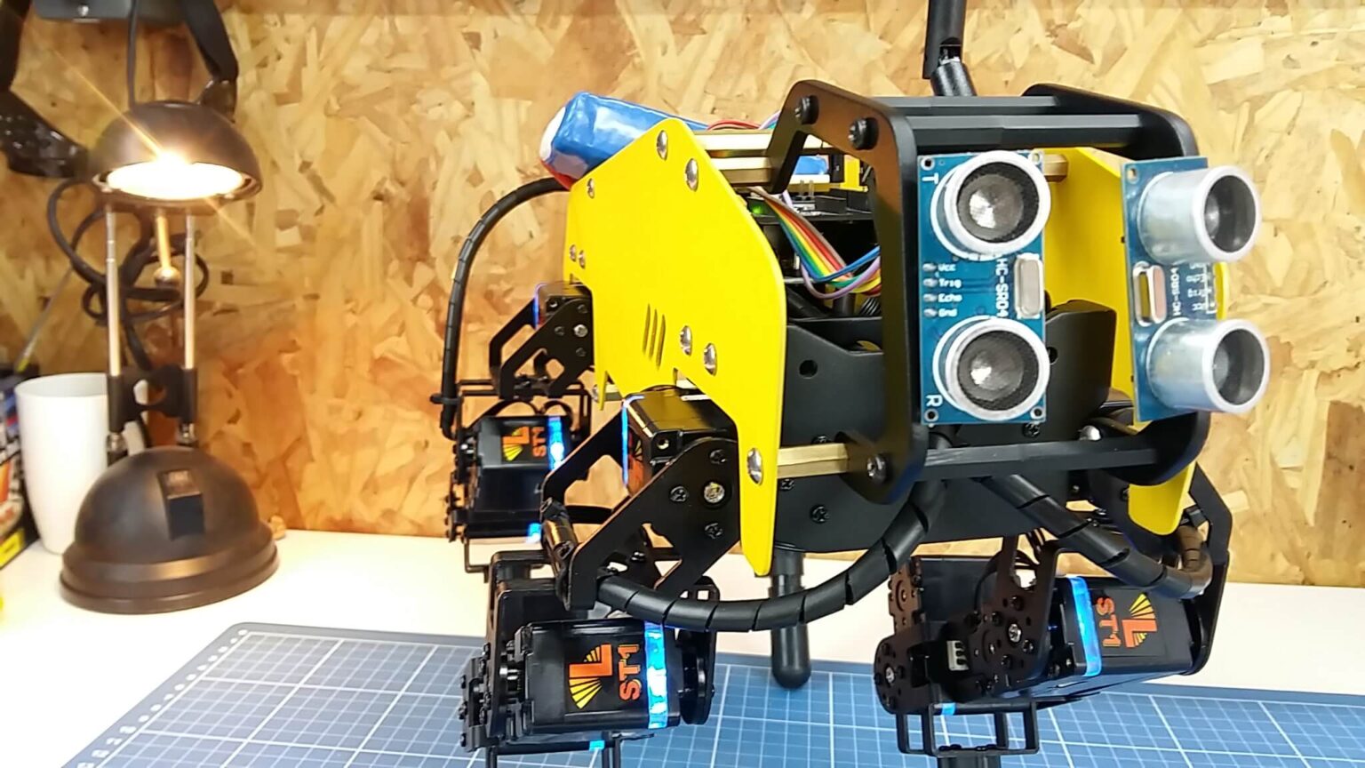mechDOG, a 12-servo robotic pup | Arduino Blog
