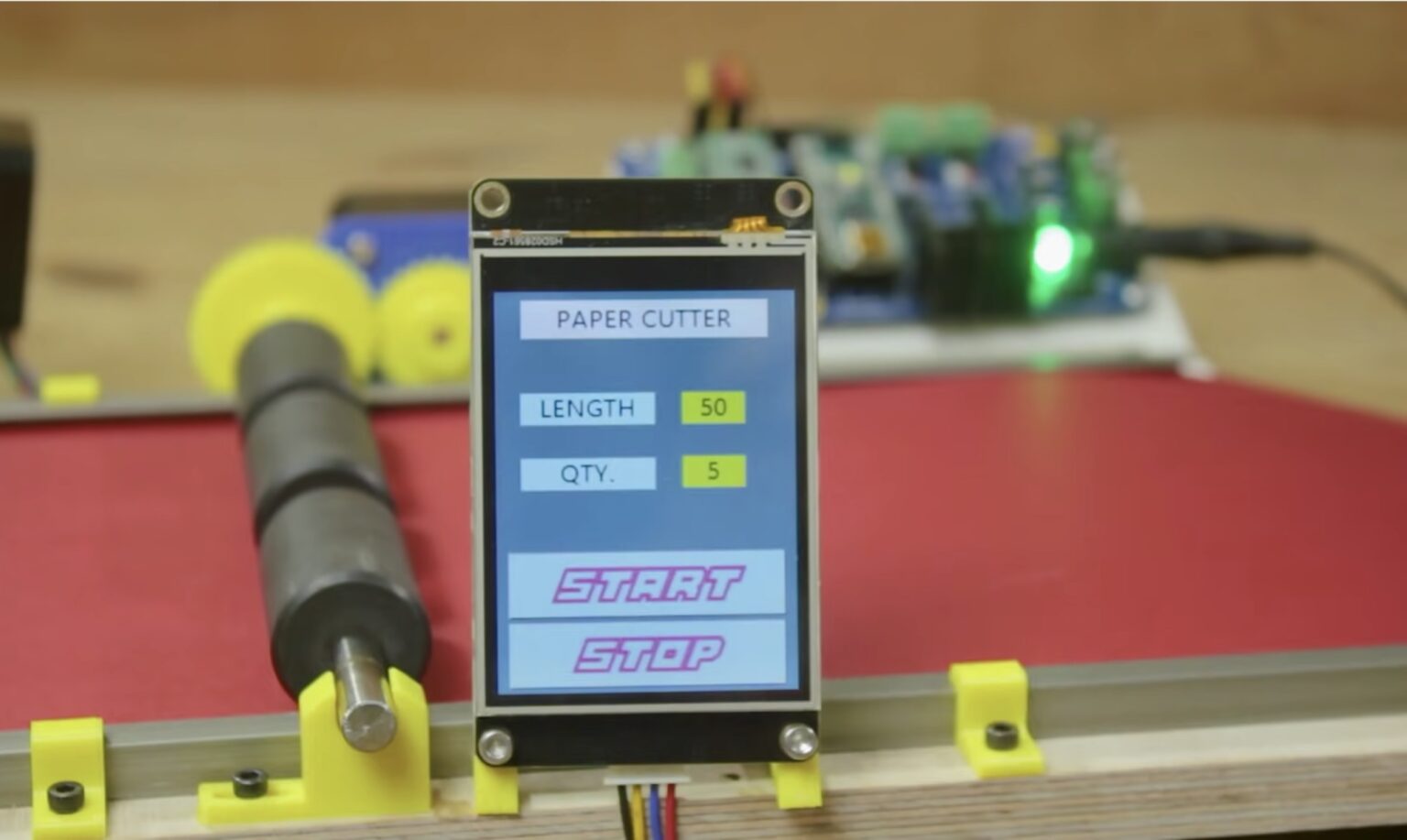 This Arduino-based machine is an easy and efficient way to cut strips of paper | Arduino Blog