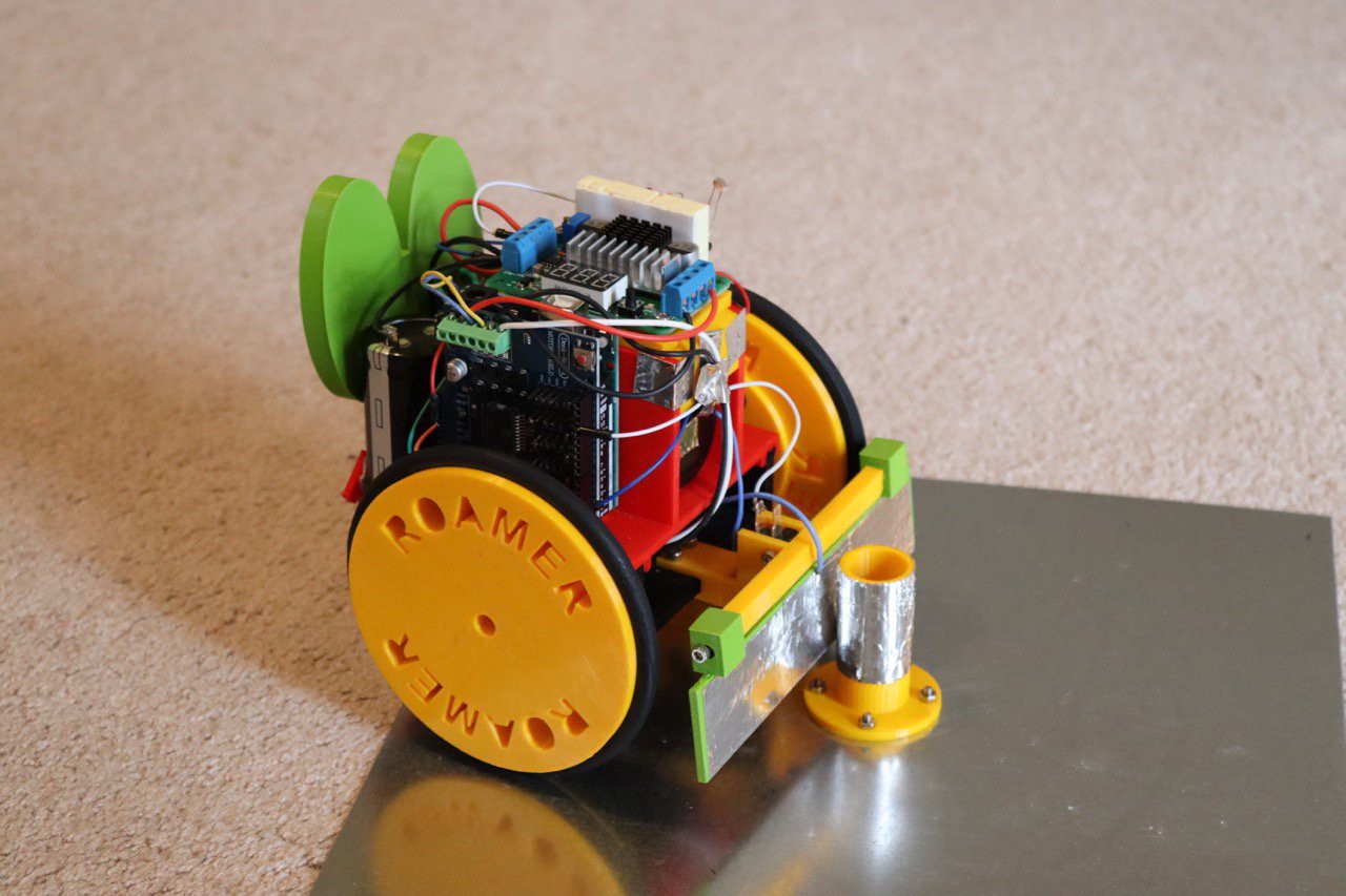 Self-Charging Robot | PlanetArduino