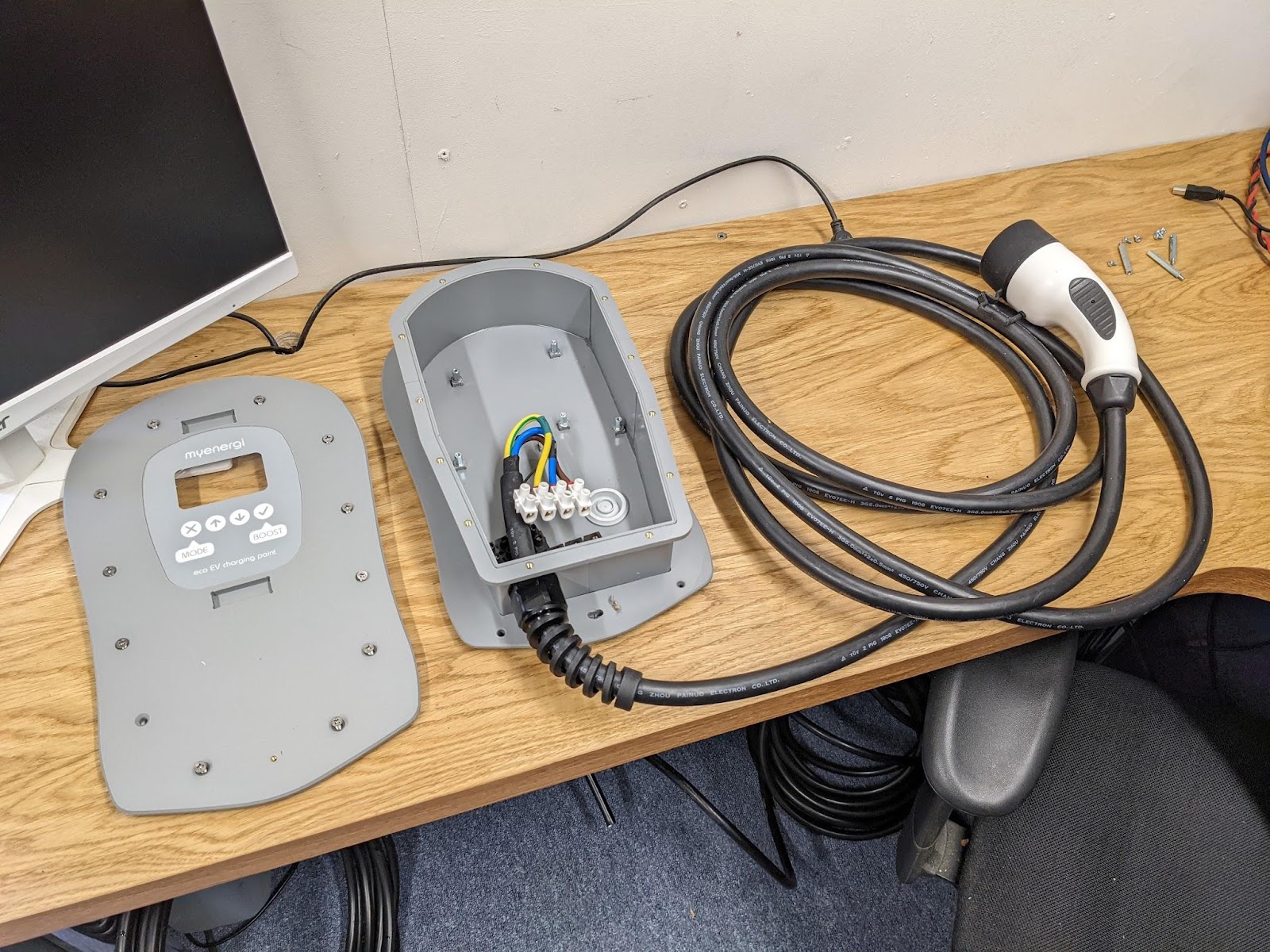 This EV charger packs an Arduino-based DIY solution in a commercial ...