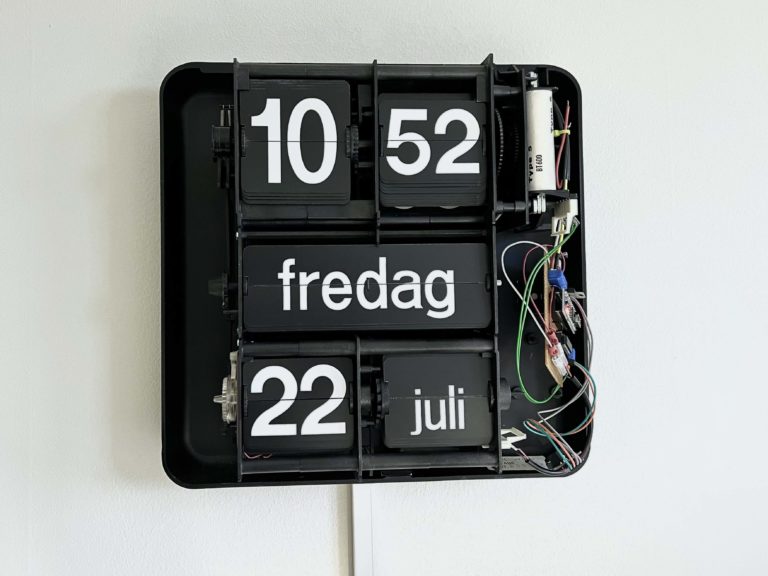 Reviving a vintage secondary split-flap clock with Arduino | Arduino Blog