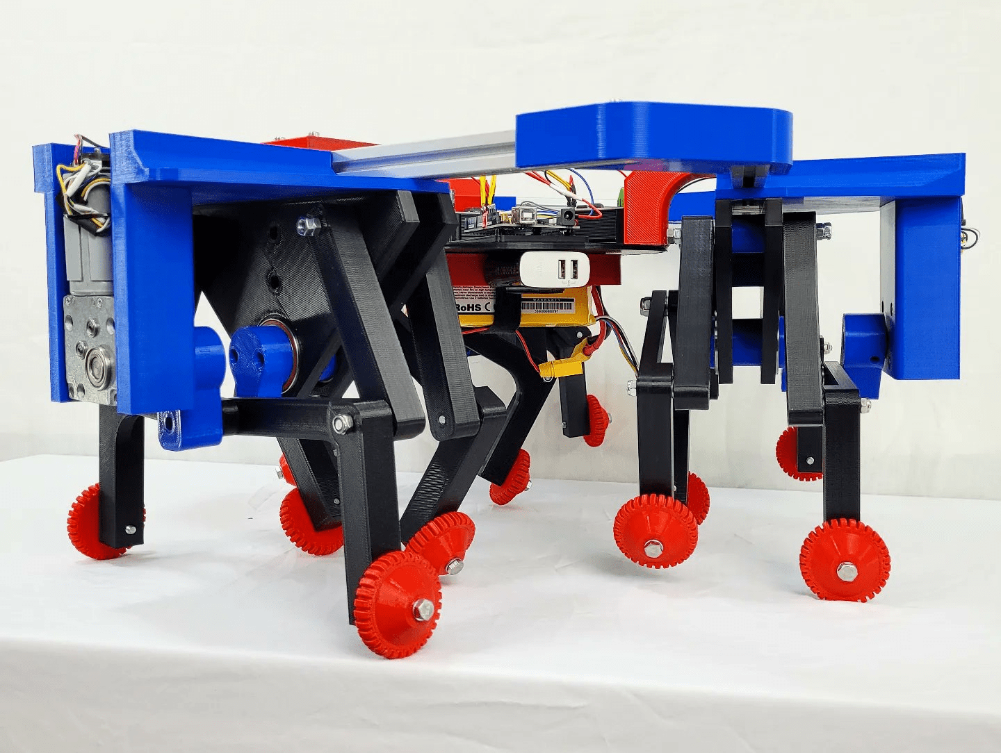 This strolling machine can mosey in any path - handla.it