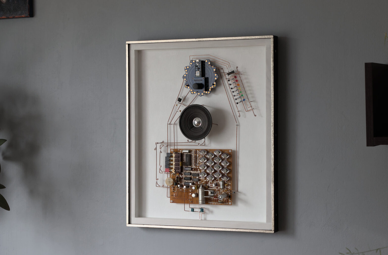 This Piece Of Art Knows When Its Being Photographed Thanks To Tinyml Arduino Blog