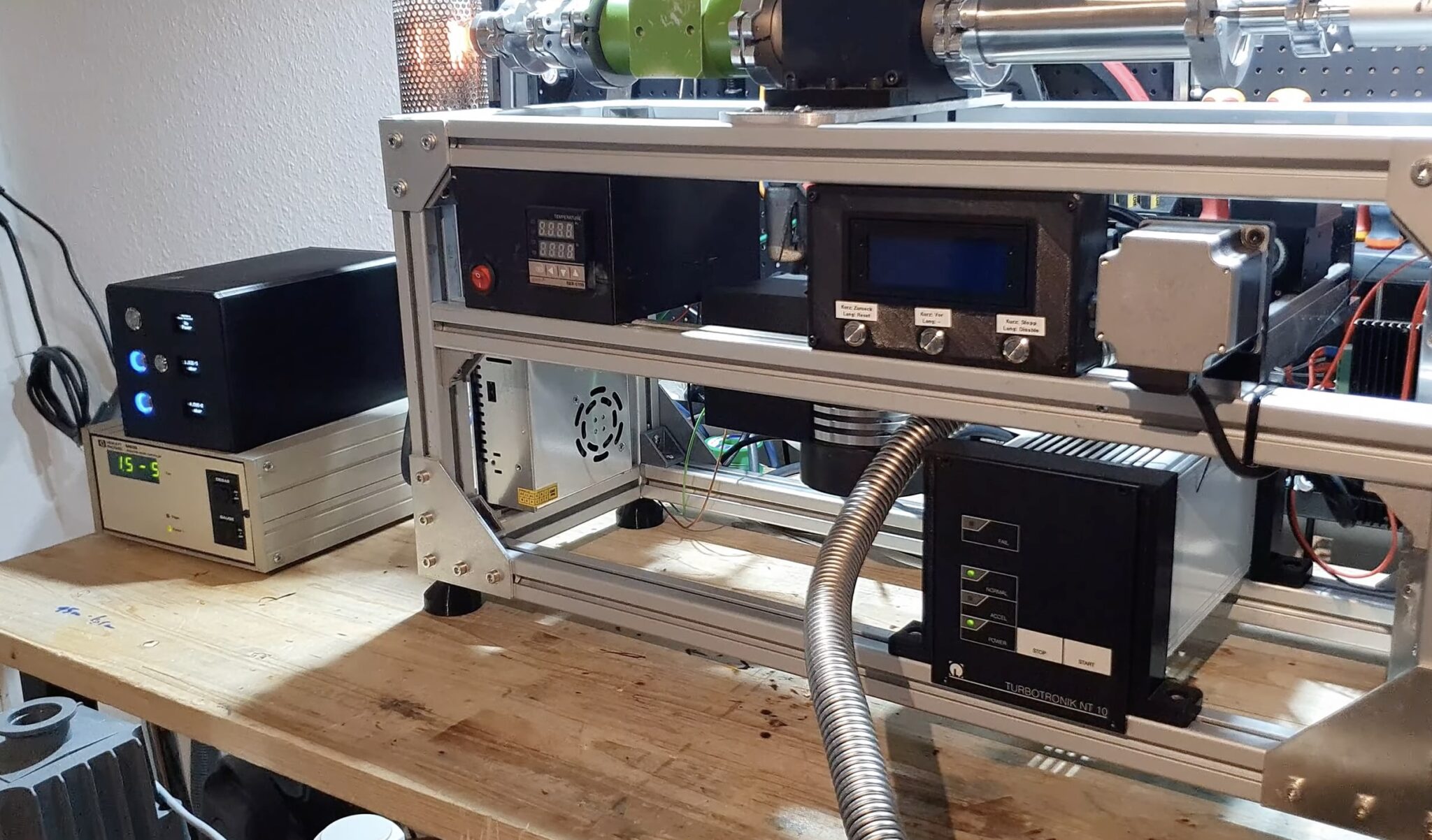 DIY vacuum gauge controller saves big money | Arduino Blog