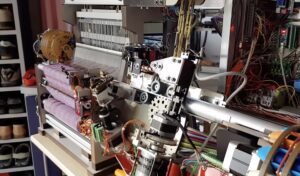 Fully automated desktop weaving machine controlled by Arduino | Arduino Blog