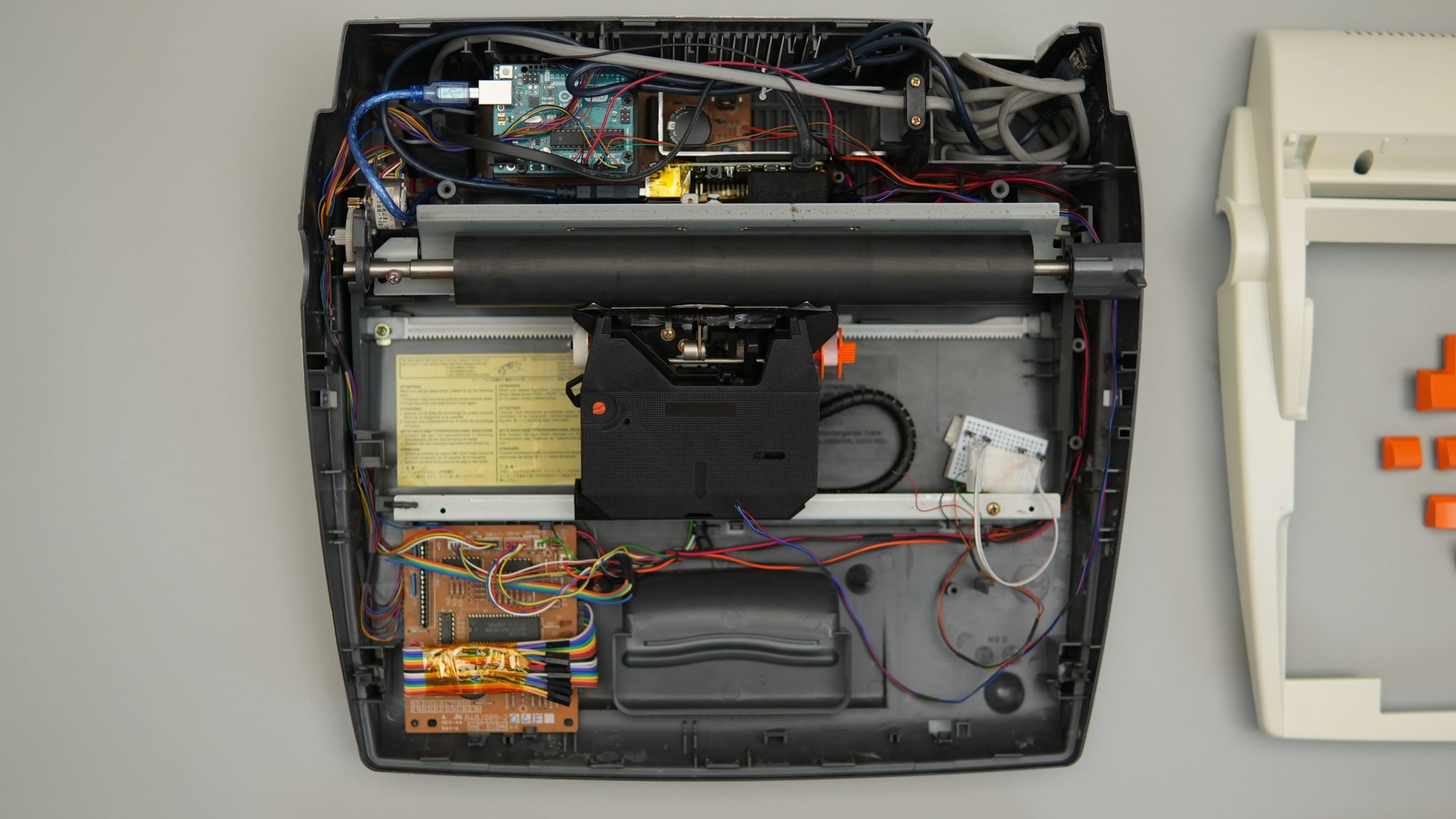 Ghostwriter is a gorgeous typewriter with an onboard AI co-writer ...