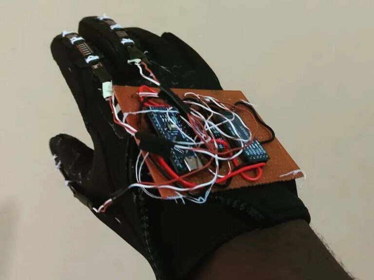 This glove translates sign language using an array of sensors | Arduino ...