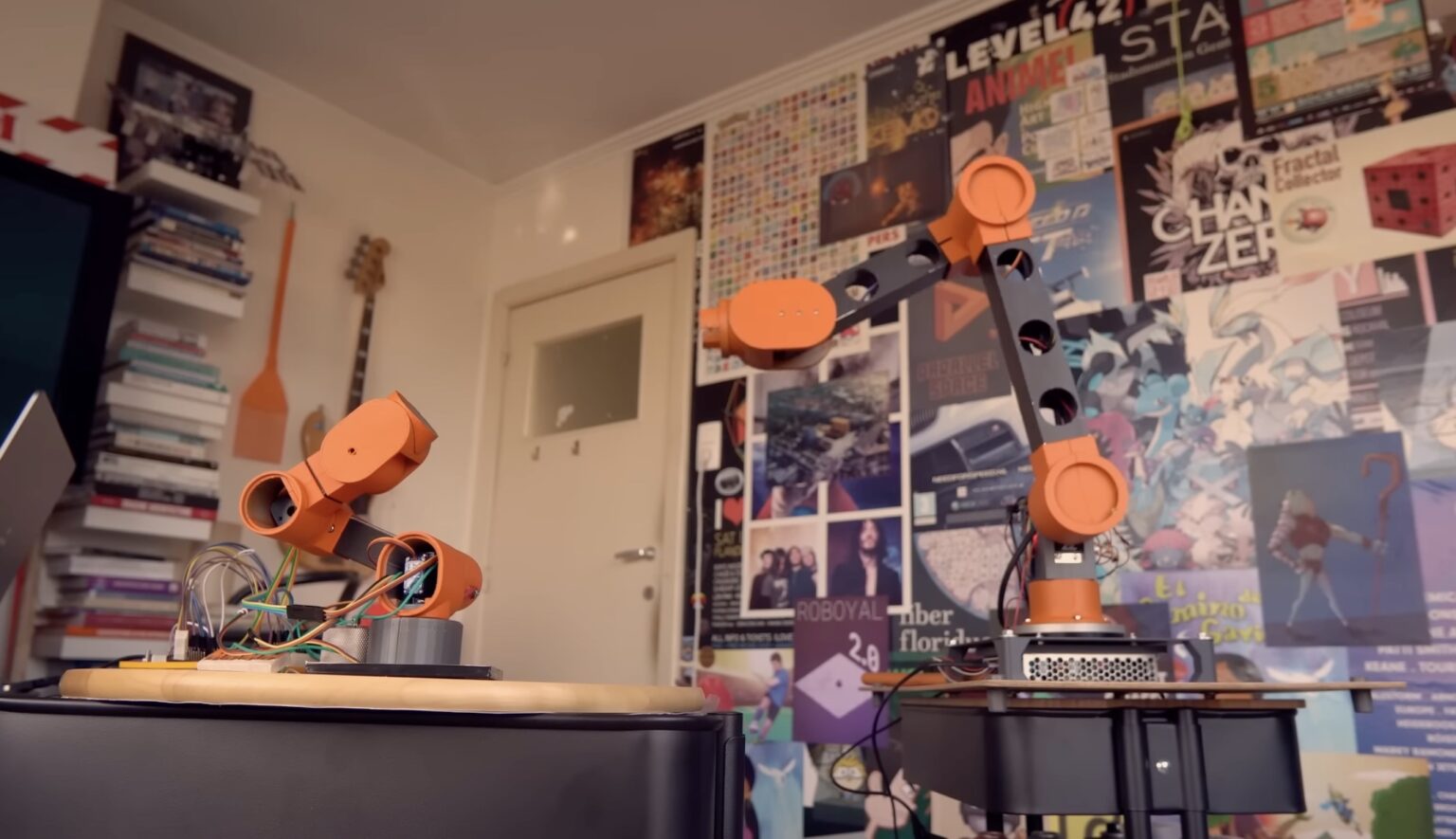 Micro robot arm controls macro robot arm | Arduino Blog