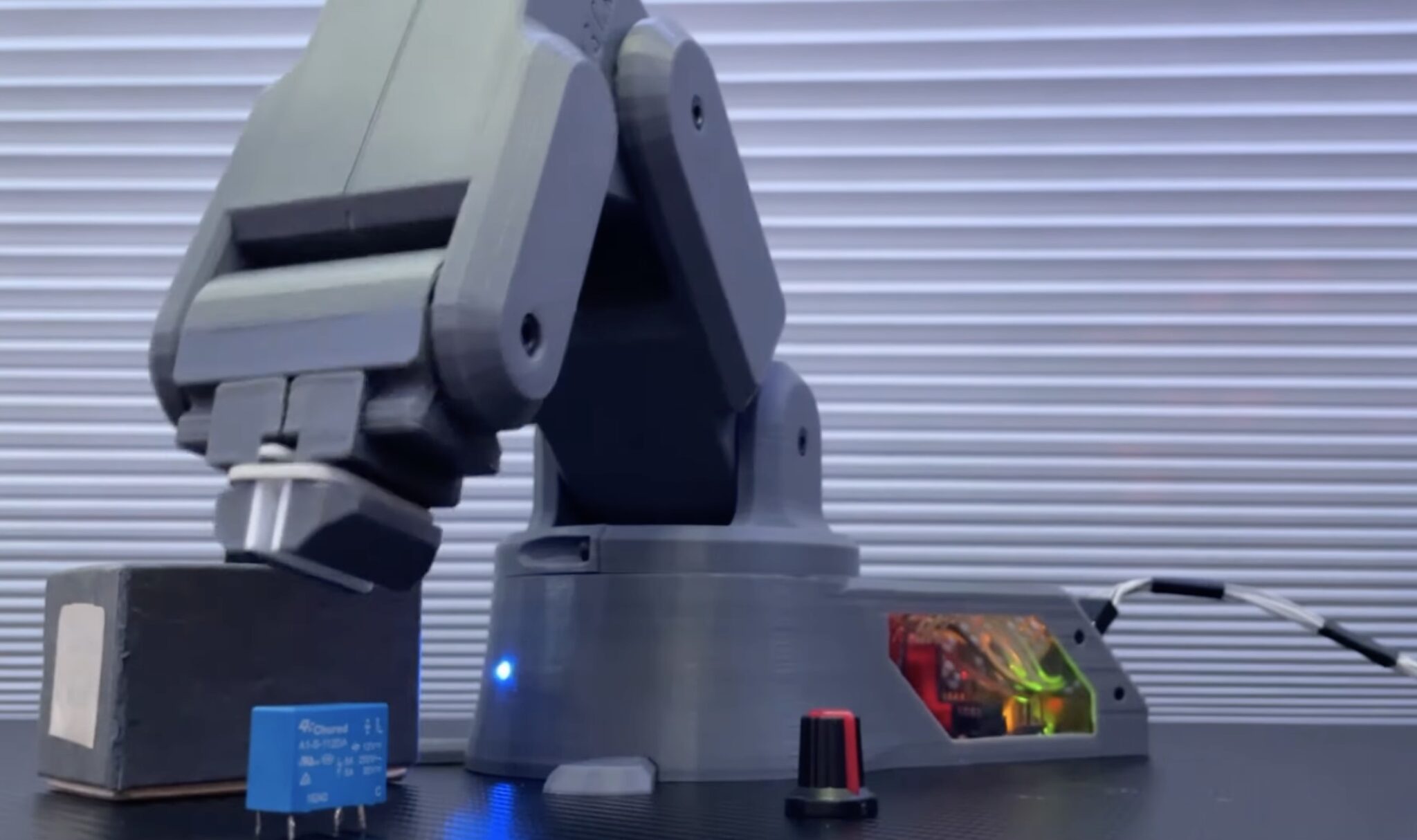 An Arduino Leonardo Powered 3d Printed Robotic Arm Designed From Scratch Arduino Blog