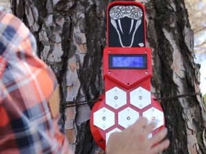 Channel your inner Bruce Lee with this DIY reflex coach | Arduino Blog