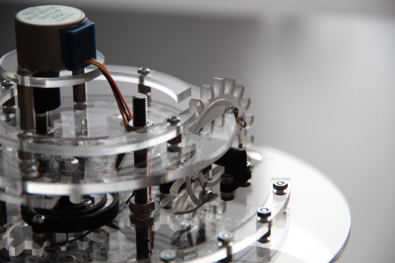 This kinetic sculpture is incredibly mesmerizing | Arduino Blog