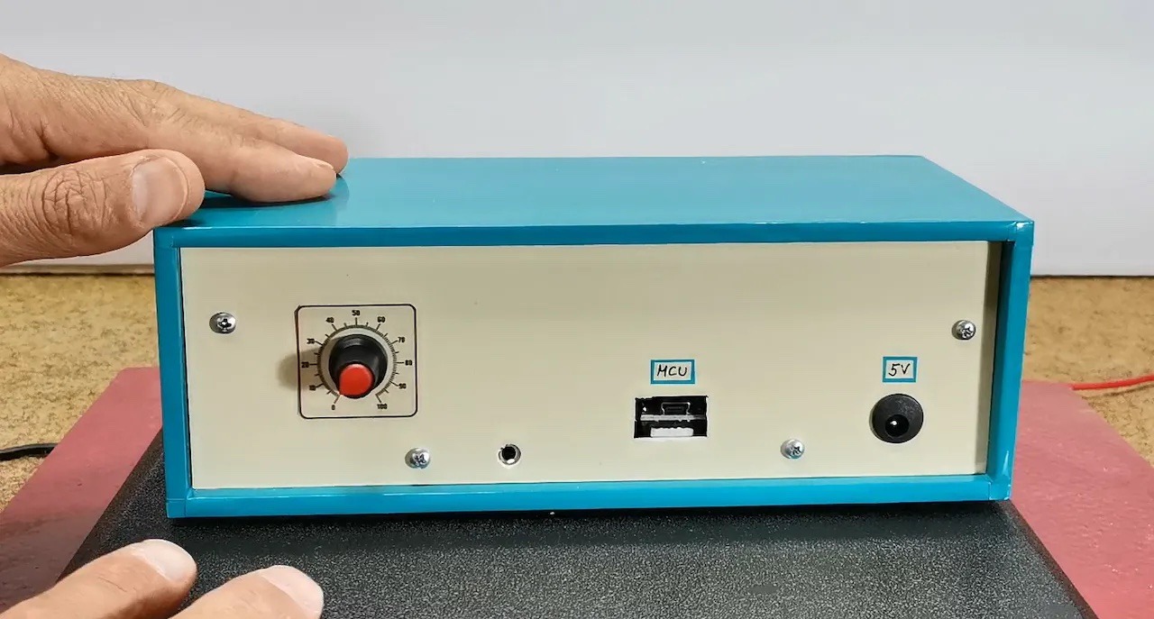 DIY digital VU meter with analog vibes | Arduino Blog