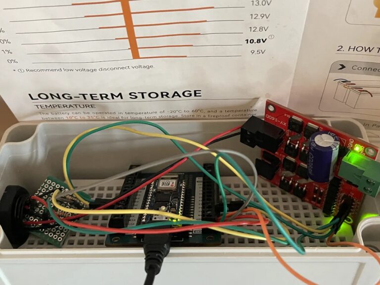 A simple single-axis sun tracker to maximize solar output | Arduino Blog