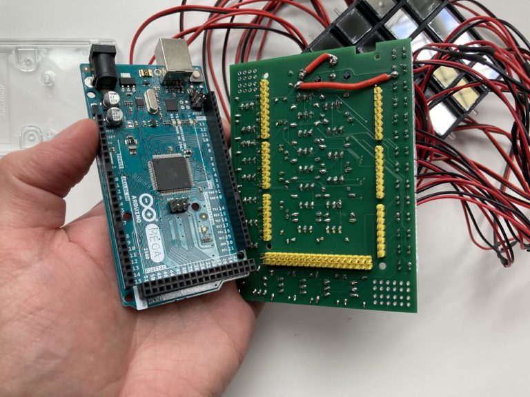 Macro DLP mirror array scales up a fascinating mechanical structure ...