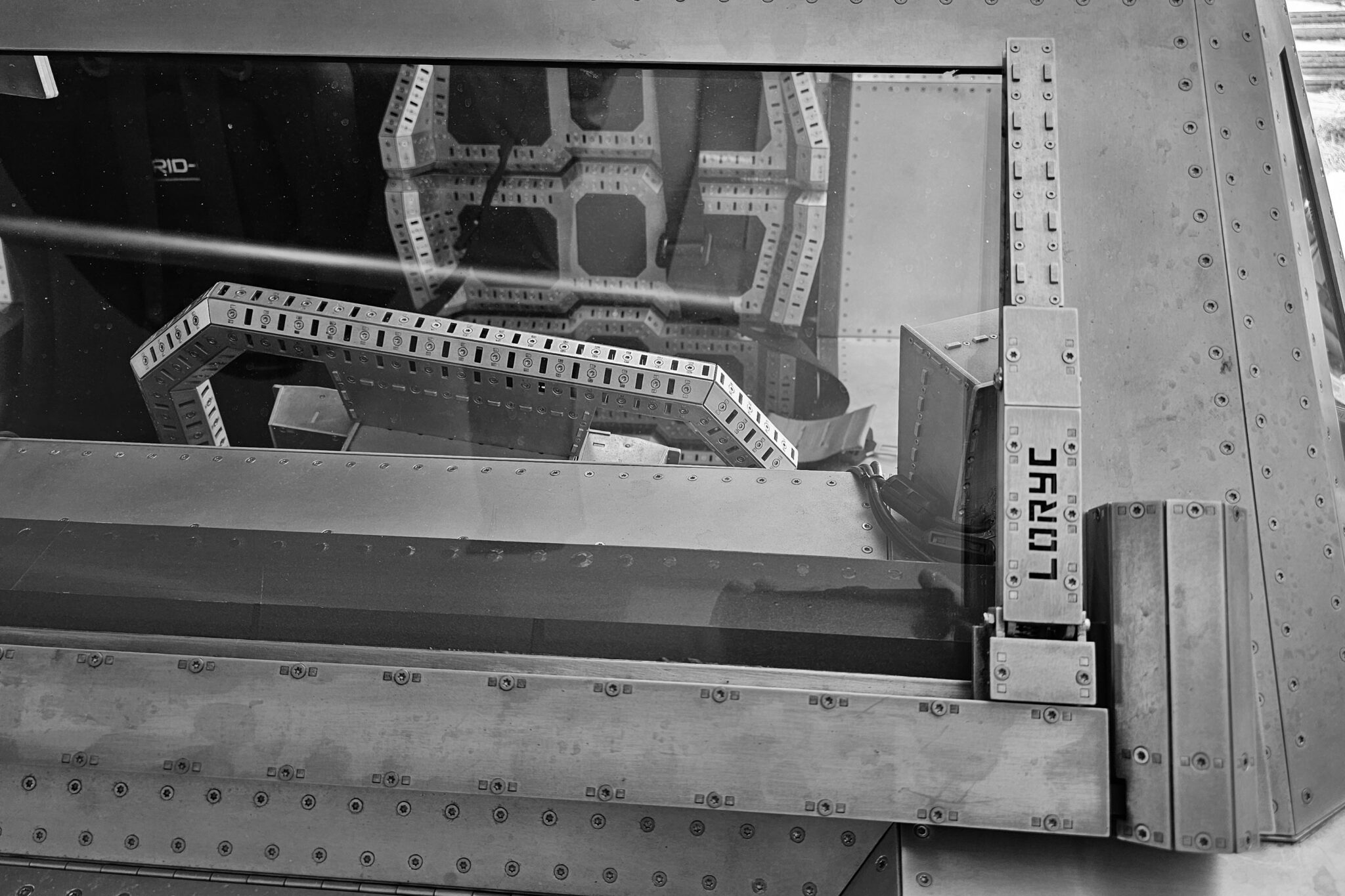 It’s silver, it’s green, it’s the Batteryrunner! An Arduino-powered ...