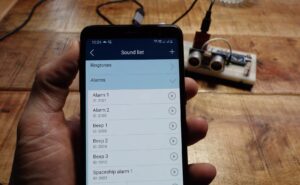 Turn your old Android smartphone into an Arduino screen with the ...