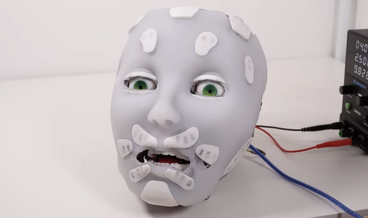 This frighteningly realistic animatronic head features expressive silicone skin | Arduino Blog