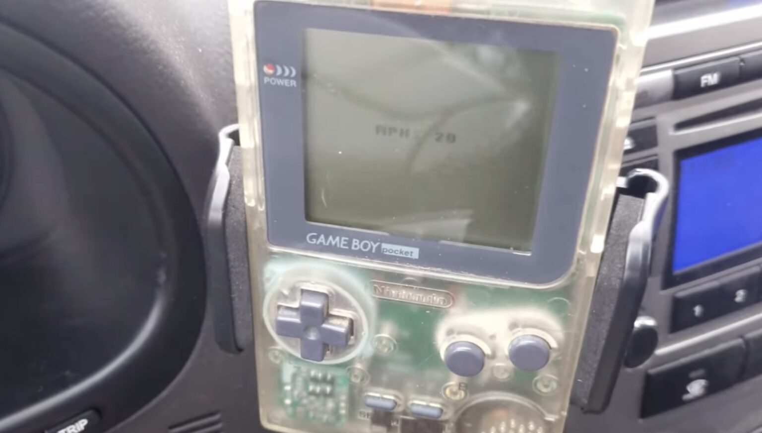 A Game Boy is the worst and best option for a car's dash | Arduino Blog