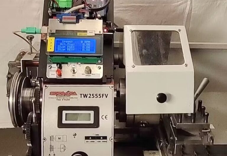 This mod simplifies single-point threading on mini lathes | Arduino Blog