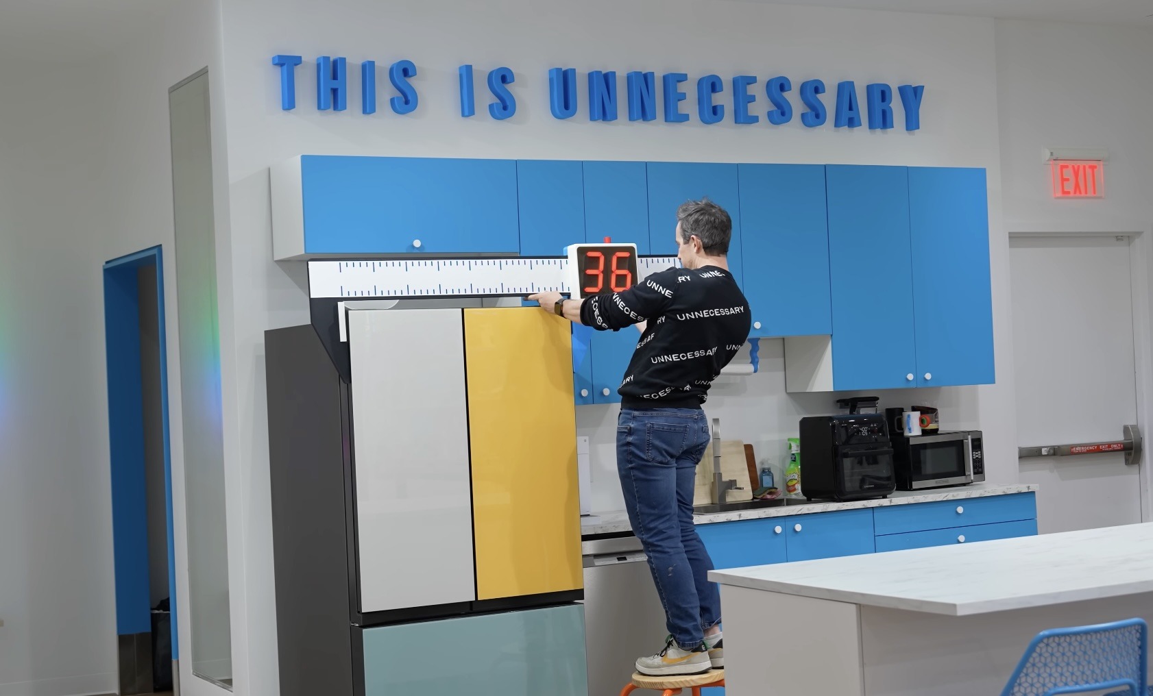 A super-sized set of digital calipers for giants | Arduino Blog